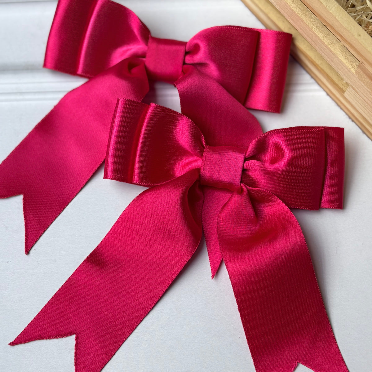 Fuschia Glow Bow Clip – Anaario